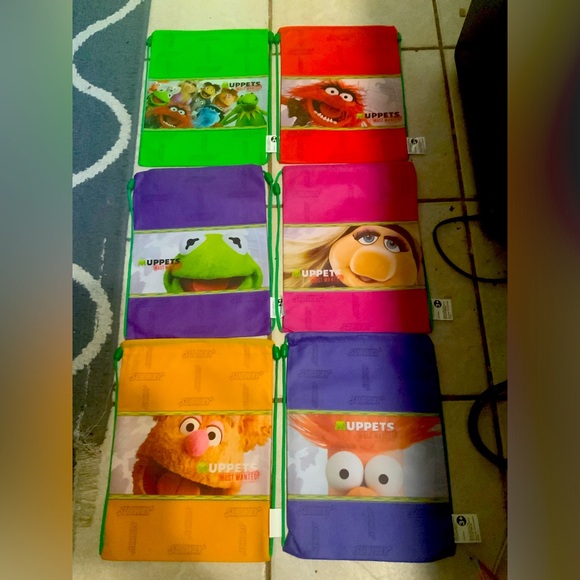 Disney | Accessories | Disney The Muppets Most Wanted Subways Kids Meal ...